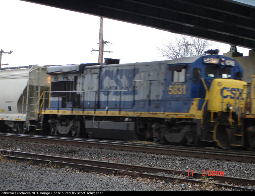 CSX 5831 along for the ride